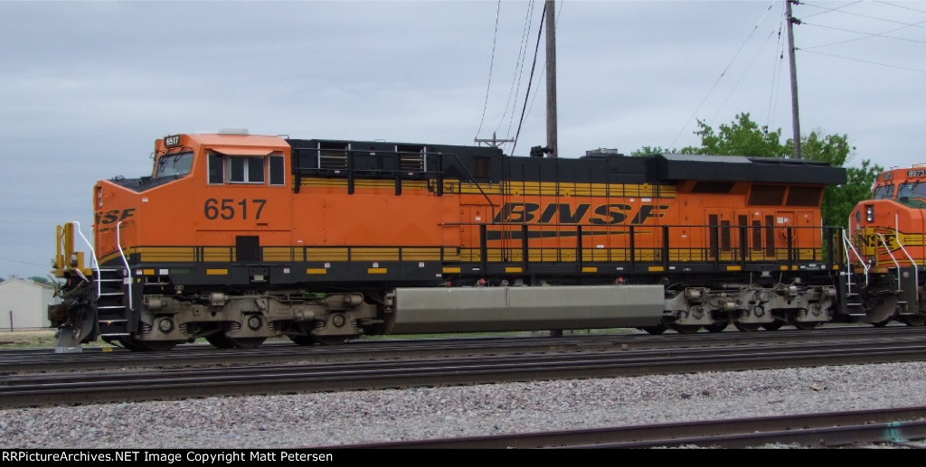 BNSF 6517